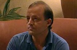 Harry Finch (Barry Latchford) - Home and Away Characters