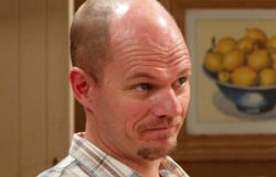 Gus Phillips (Peter Lamb) - Home and Away Characters