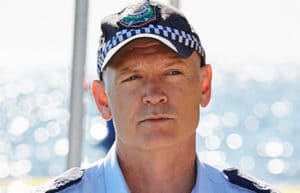 Mike Emerson (Cameron Stewart) - Home and Away Characters