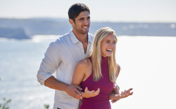 Home and Away Spoilers – Felicity's panic as Tane proposes