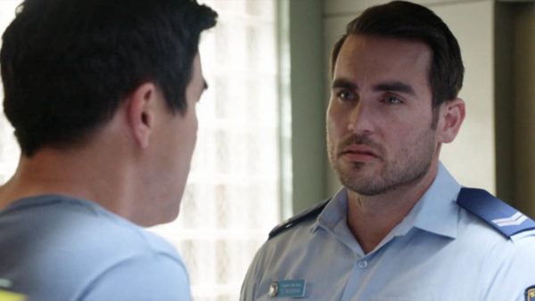 Home and Away new character Andrew gives Justin a mystery note