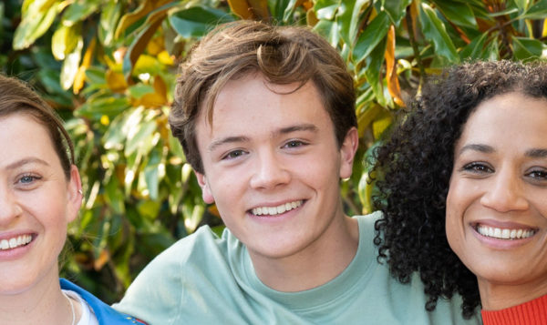 Neighbours announces return date and reveals new family