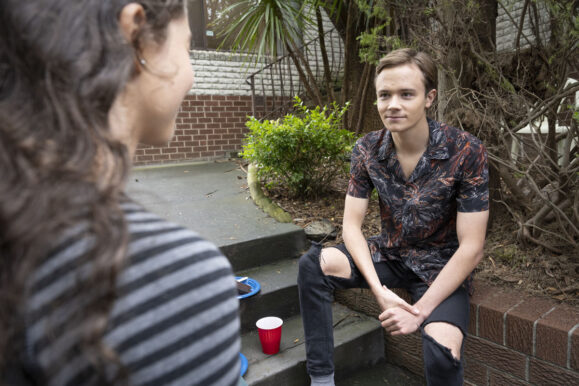 Breakdowns and temptation on Neighbours next week – 14th to 18th October