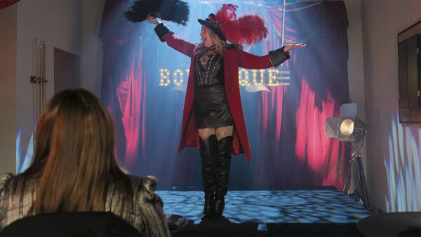 Neighbours Spoilers – Melanie goes on a date with Victor Stone!