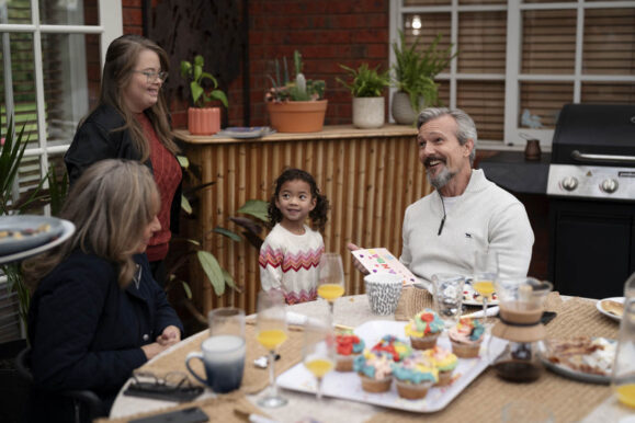 Neighbours confirms 2-week Christmas break in December