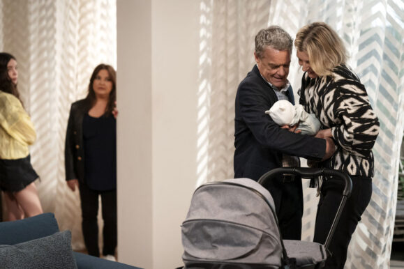 Neighbours Spoilers – Who is the father of Chelsea's baby?
