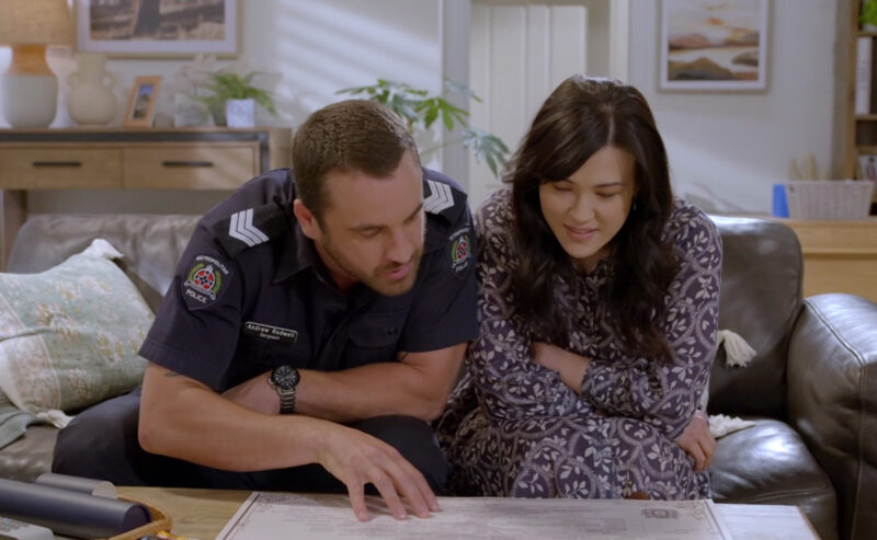 Neighbours EXCLUSIVE – Holly and Andrew actors discuss shock romance