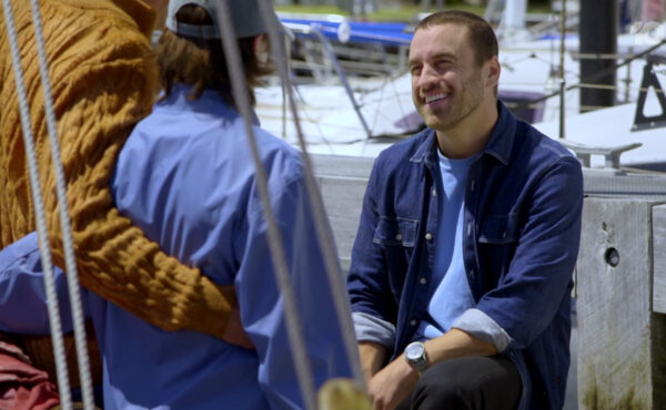 Neighbours EXCLUSIVE – Holly and Andrew actors discuss shock romance