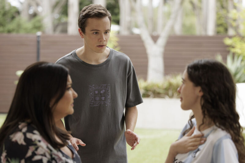 Neighbours reveals more returnees and departures in September